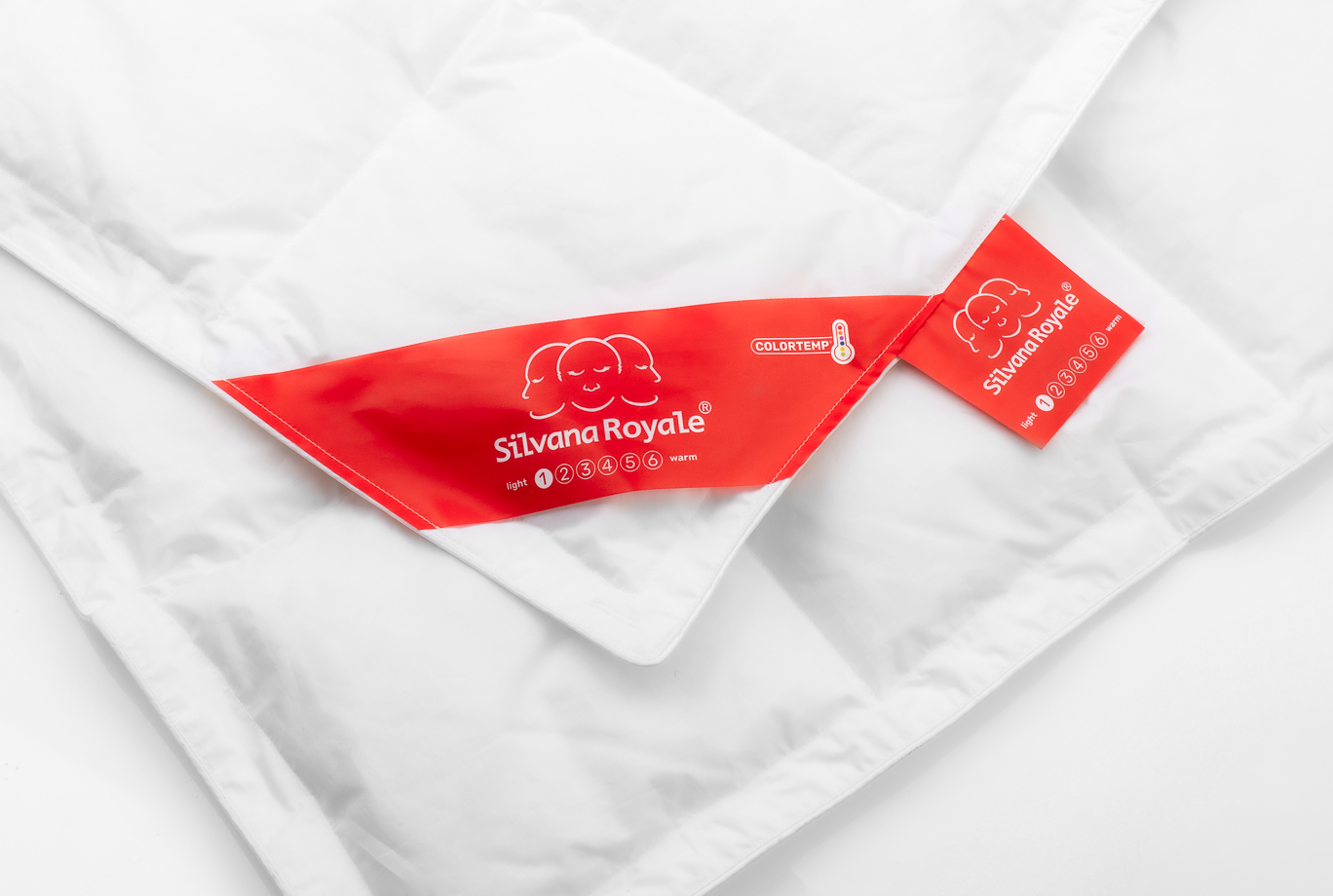 Silvana Pure donzen dekbed rood - Donskussen.nl